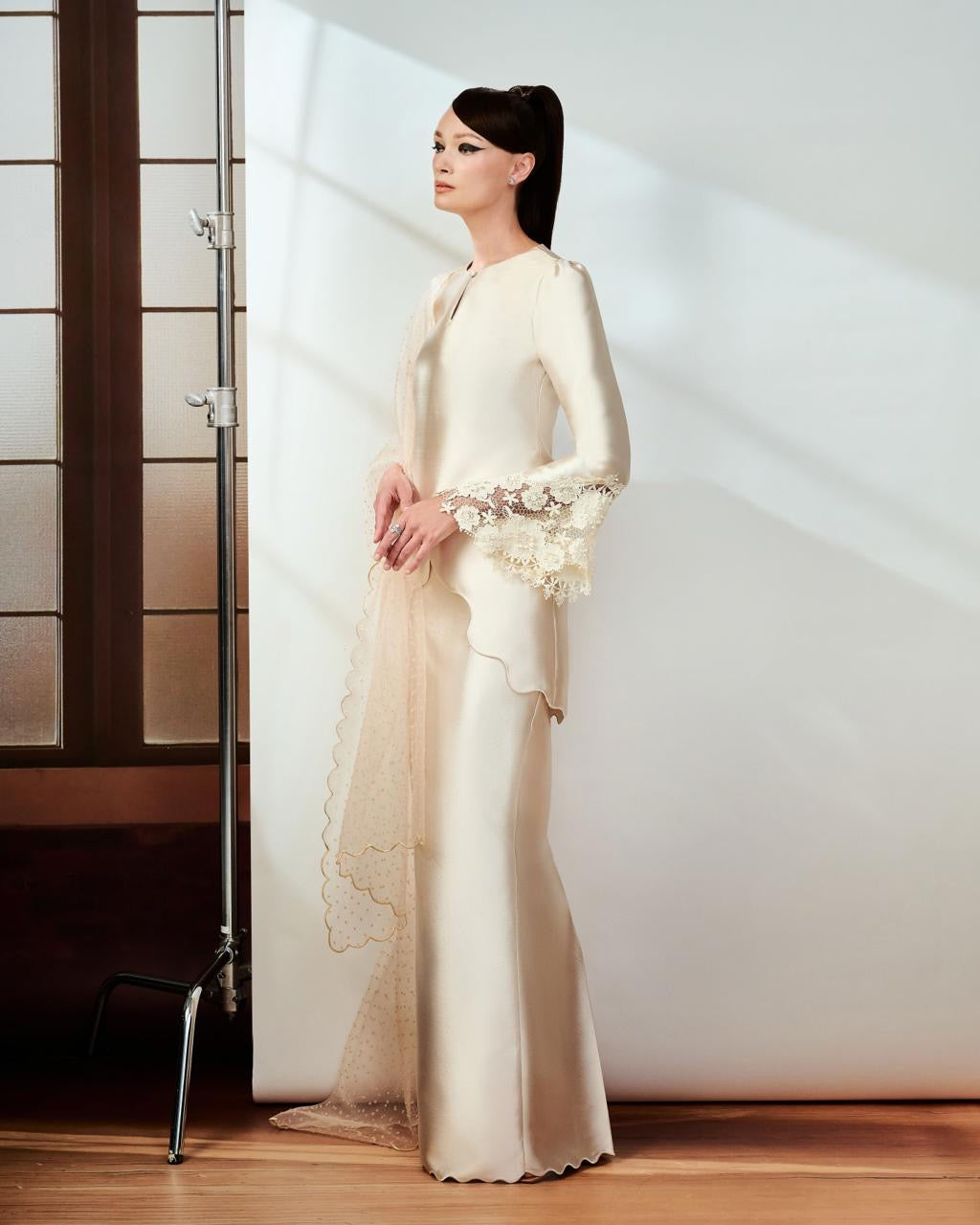 Selendang Bahu Organza Scallop (Cream Champagne) (PROMO PRICE : RM87 ...